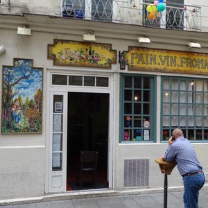 PAIN VIN FROMAGES - 284 Photos & 261 Reviews - 3 rue Geoffroy-l'Angevin ...