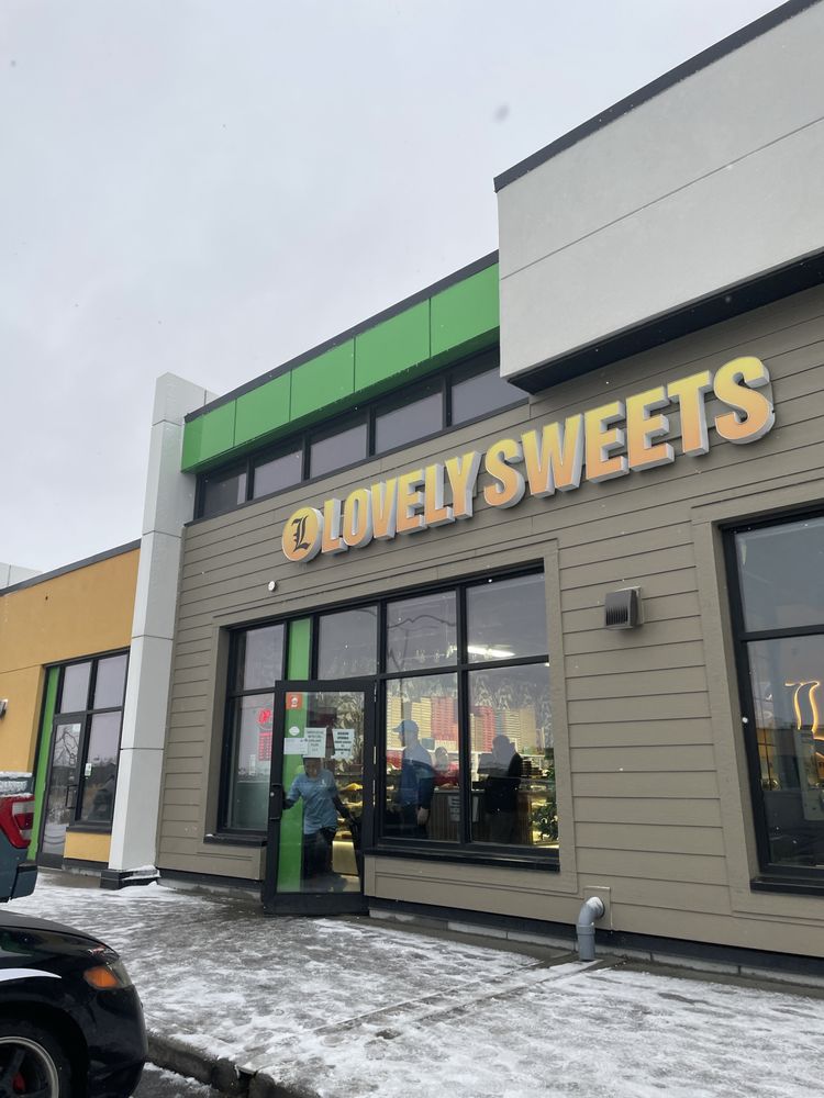 LOVELY SWEETS AND RESTAURANT - Updated December 2025 - 74 Saddletowne ...
