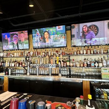 BAR 3 THIRTY THREE - Updated September 2025 - 196 Photos & 228 Reviews ...