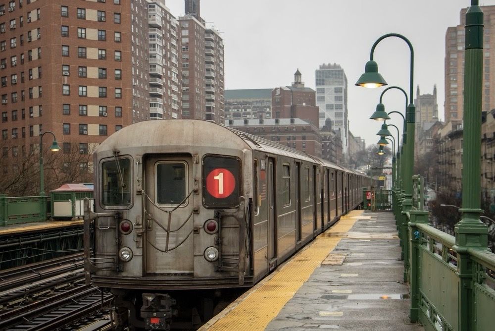9TH STREET PATH STATION - Updated July 2025 - 14 Photos - W 9th St At ...