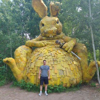 DAMBO TROLLS PROJECT 412 - Updated August 2025 - 22 Photos - 806 Summit ...