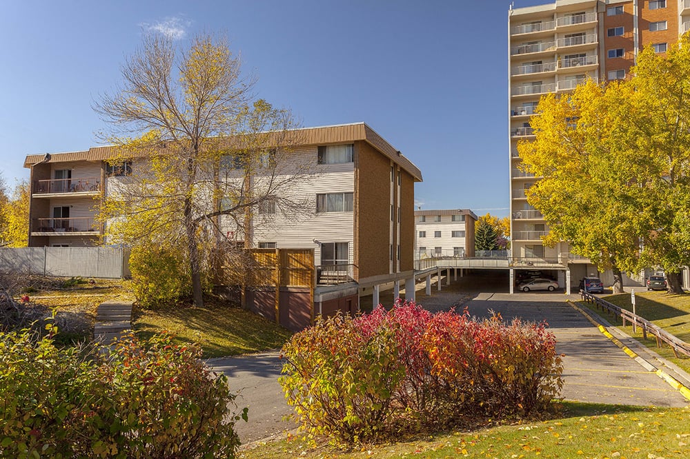 HOLLY ACRES APARTMENTS - Updated December 2025 - 4501- 37th Street NW ...