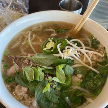 PHO SHACK NOODLES & GRILL - Updated July 2024 - 478 Photos & 474 ...