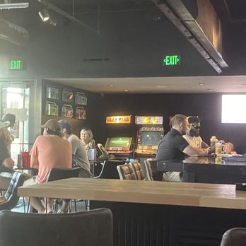 FIRST ROUND - Updated August 2024 - 95 Photos & 27 Reviews - 3901 ...