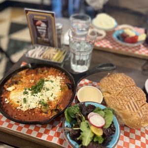 CAFE LANDWER- FRONT - Updated July 2025 - 73 Photos & 33 Reviews - 33 ...