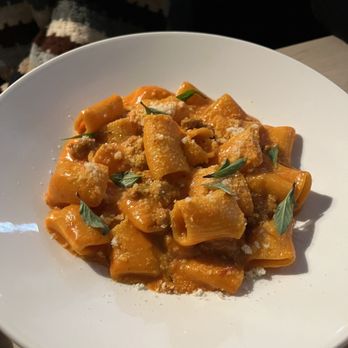 DARIO - Updated July 2024 - 326 Photos & 86 Reviews - 323 N Washington ...