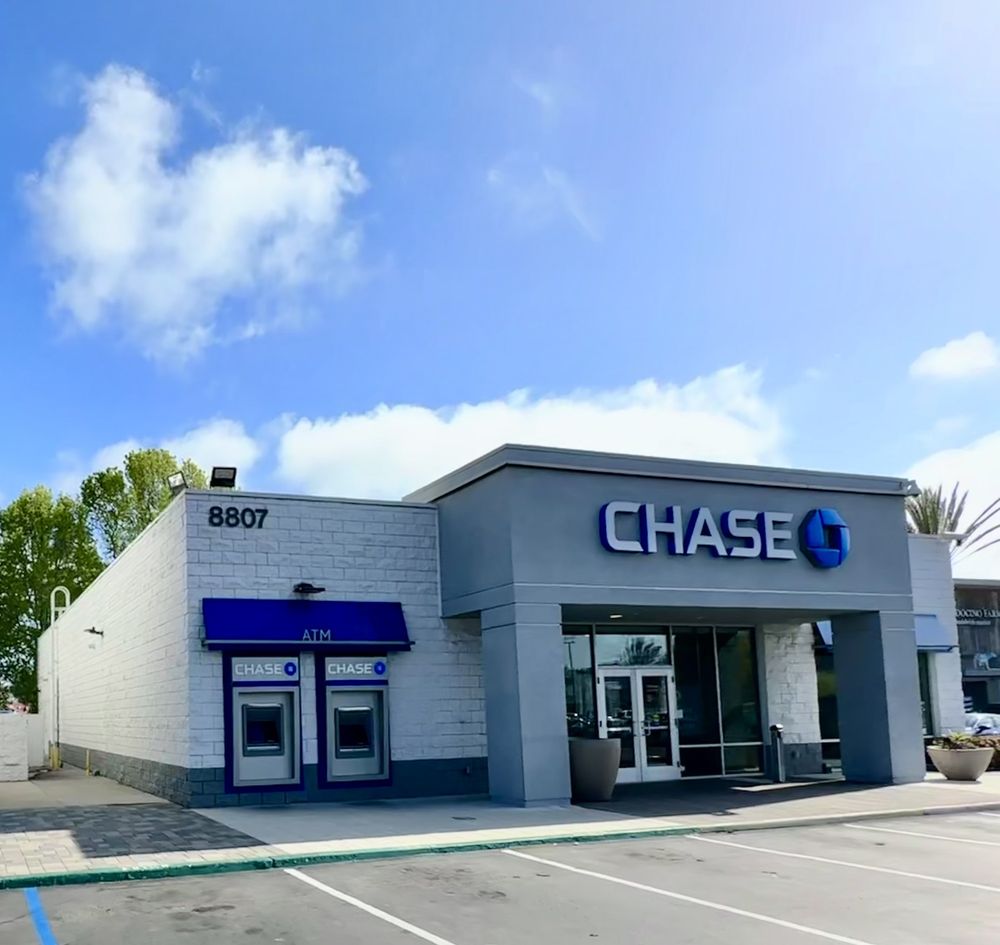 CHASE BANK - Updated October 2025 - 17 Photos & 43 Reviews - 8807 Villa ...