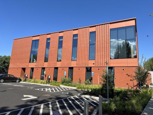 MULTNOMAH COUNTY LIBRARY - ALBINA - Updated June 2026 - 29 Photos & 21 ...
