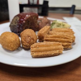 GOLDEN CORRAL BUFFET & GRILL - Updated May 2026 - 43 Photos & 60 ...