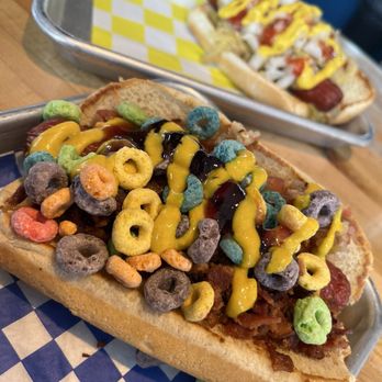 CLOWNDOG HOT DOG PARLOR - Updated May 2024 - 192 Photos & 139 Reviews ...