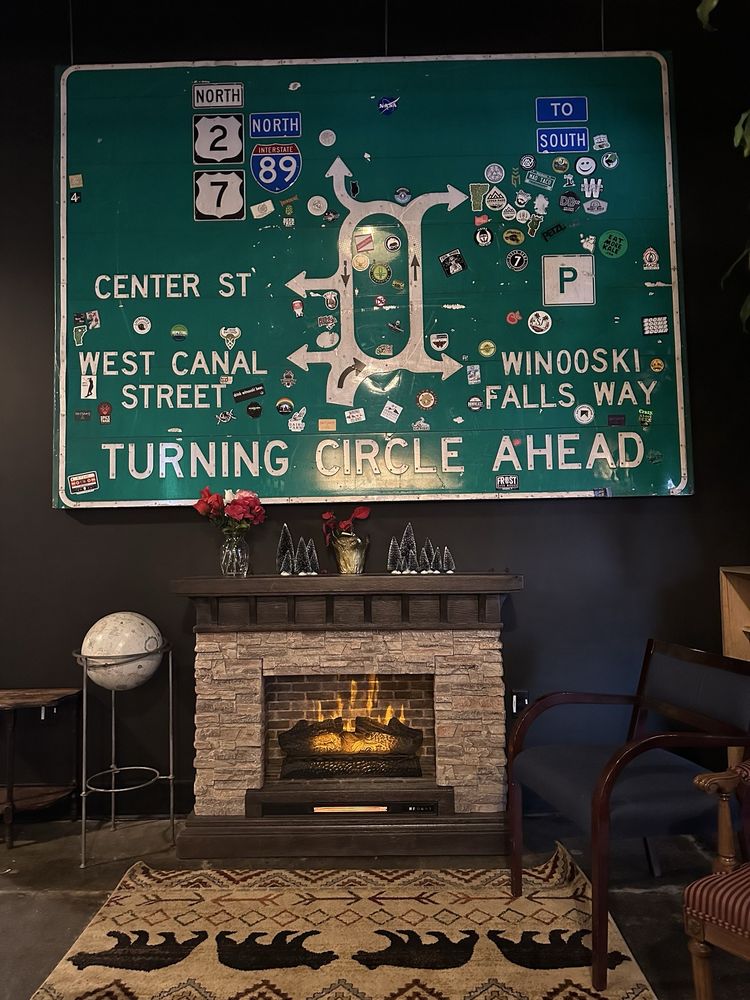 FOUR QUARTERS BREWING - Updated December 2025 - 132 Photos & 90 Reviews ...