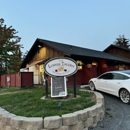 THE LOWER TAVERN - Updated December 2025 - 152 Photos & 267 Reviews ...