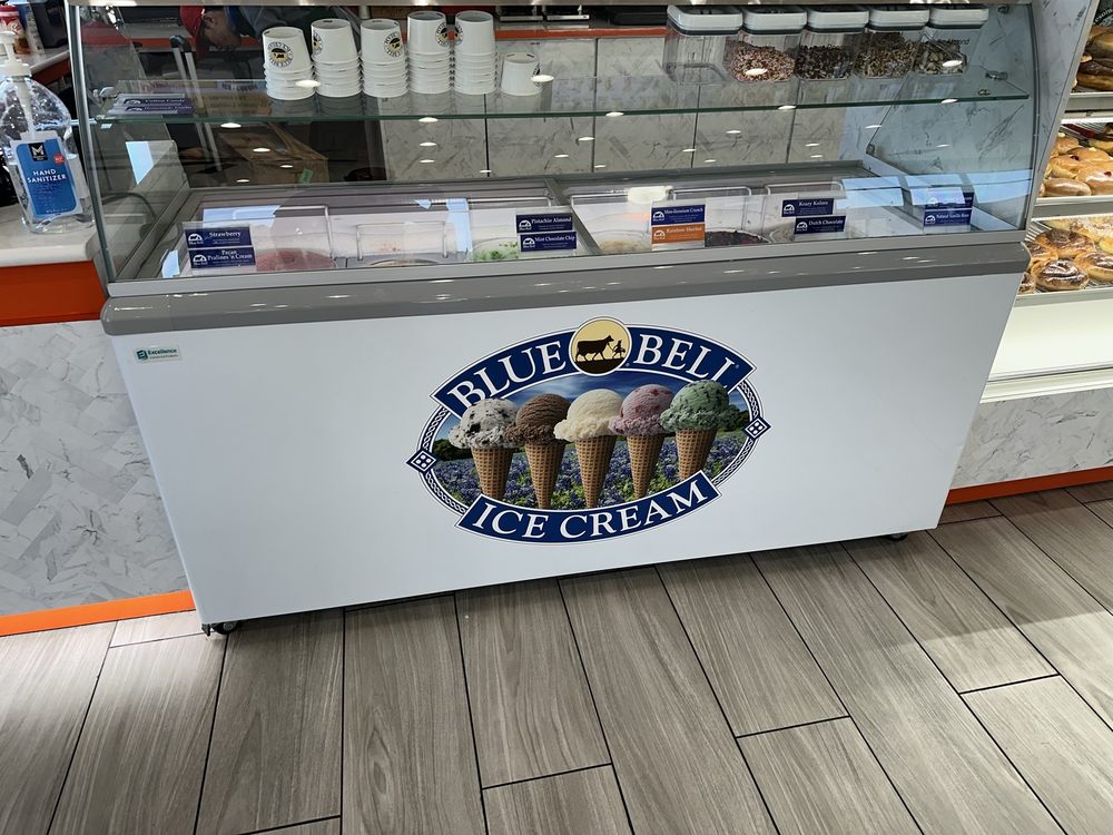 AWESOME DONUTS - Updated December 2025 - 4382 SW Blvd, San Angelo ...