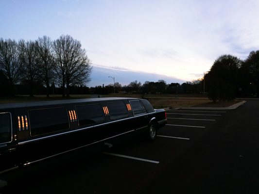 CLASSY LIMOUSINE SERVICE - Updated January 2025 - 1228 Jordan Ln NW ...