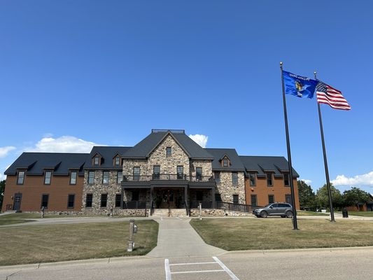 THE BELOIT CLUB - Updated October 2025 - 36 Photos & 11 Reviews - 2327 ...