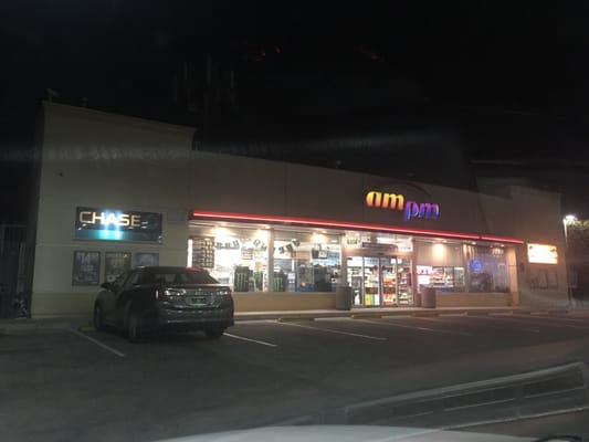 ARCO AM PM - Updated October 2025 - 16 Reviews - 6804 Vinelamd Ave, Los ...