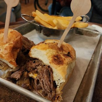 TRIPLE 7 RESTAURANT AND MICROBREWERY - Updated October 2025 - 1269 ...