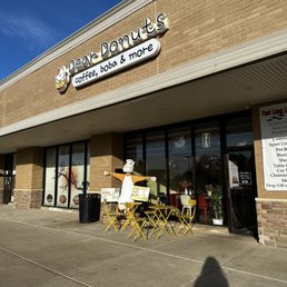 DEAR DONUTS - Updated December 2025 - 410 Photos & 155 Reviews - 570 S ...