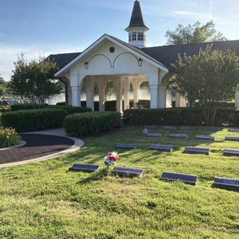 RESTHAVEN MEMORIAL PARK - Updated December 2025 - 10 Photos - 4400 ...