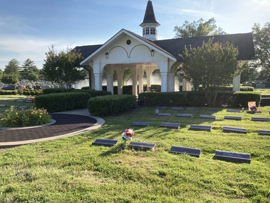 RESTHAVEN MEMORIAL PARK - Updated December 2025 - 10 Photos - 4400 ...