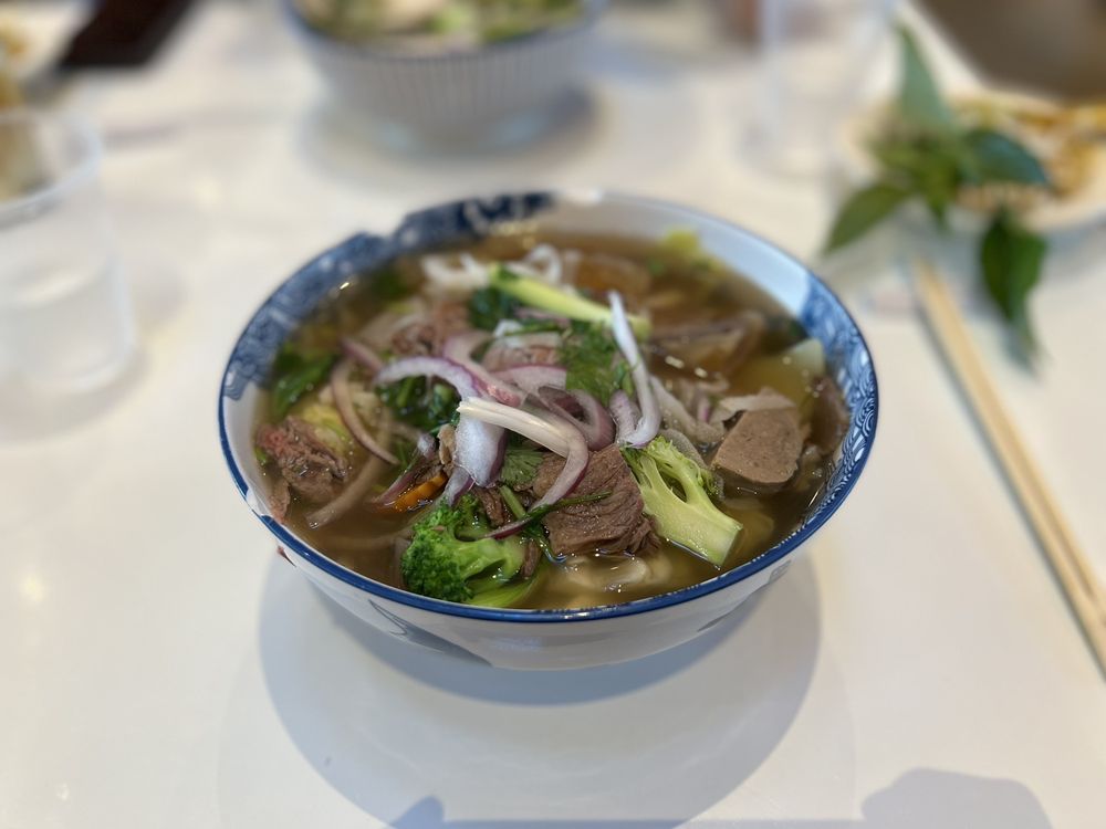 SIP PHO - Updated December 2025 - 832 Photos & 480 Reviews - 512 W 29th ...