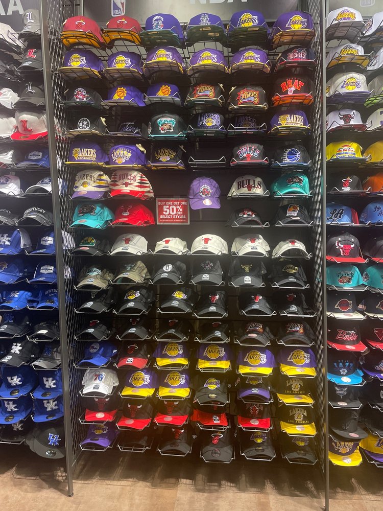 LIDS - Updated January 2025 - 5000 Shelbyville Rd, Louisville, Kentucky ...