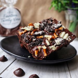 JUST PIES - Updated October 2025 - 66 Photos & 100 Reviews - 736 ...