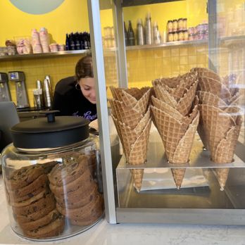 VAN LEEUWEN ICE CREAM - UNION MARKET - Updated December 2024 - 129 ...