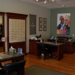 THE EYE CENTER - Updated November 2025 - 15 Reviews - 401 Meridian St N ...