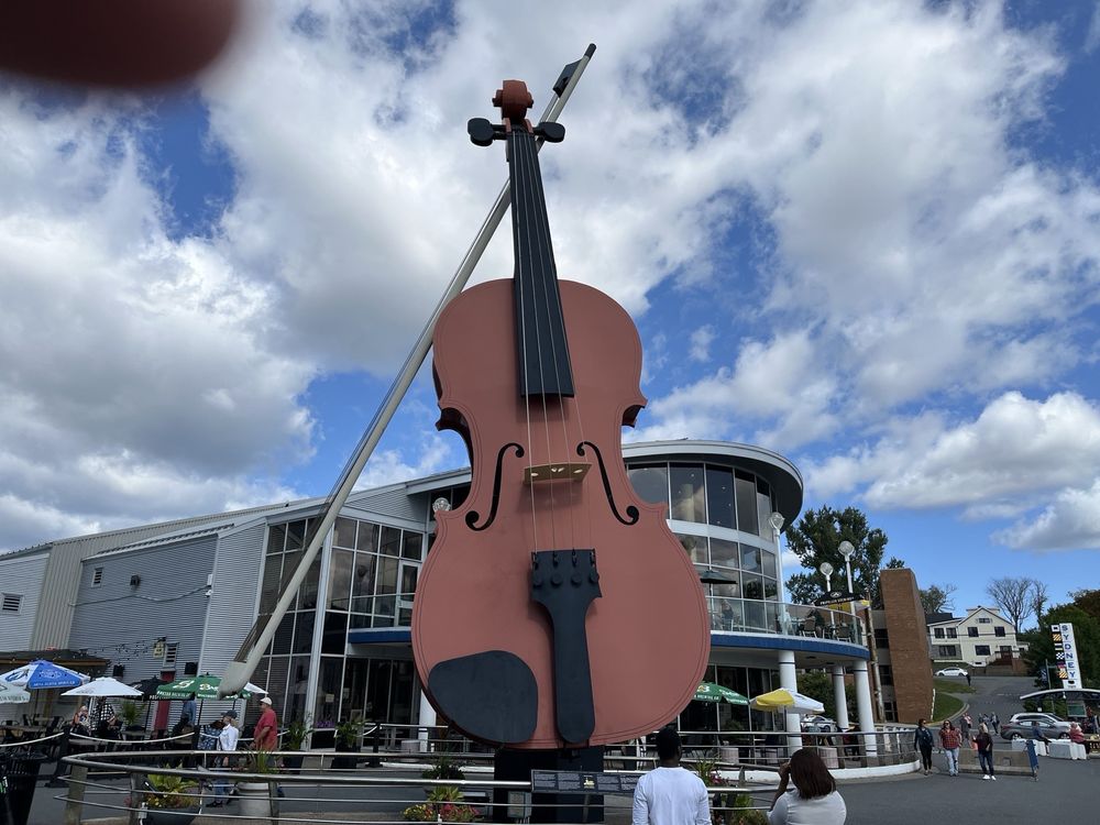 BIG FIDDLE MARKET - Updated October 2025 - 25 Photos - 74 Esplanade ...