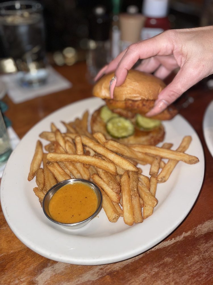 CLYDE’S OF GALLERY PLACE - 1419 Photos & 1547 Reviews - 707 7th St NW ...