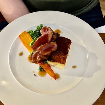 HOWIES - Updated October 2025 - 143 Photos & 70 Reviews - 29 Waterloo ...