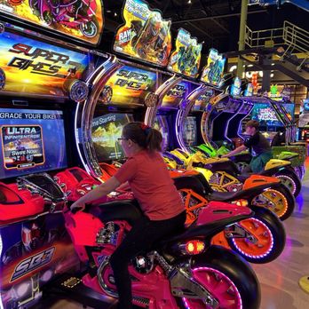 MAIN EVENT LEXINGTON - Updated June 2025 - 21 Photos & 27 Reviews - 240 ...