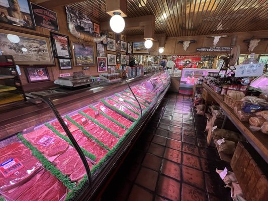 BEEF PALACE BUTCHER SHOP - Updated December 2025 - 342 Photos & 525 ...