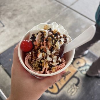 YOLO ROLLED ICE CREAM - Updated December 2025 - 12 Photos - 2166 State ...