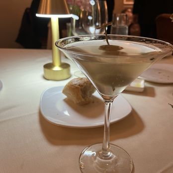 METUCHEN INN - Updated December 2025 - 233 Photos & 239 Reviews - 424 ...