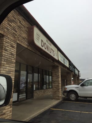 KELLER DONUTS - Updated October 2025 - 10 Photos & 28 Reviews - 901 ...