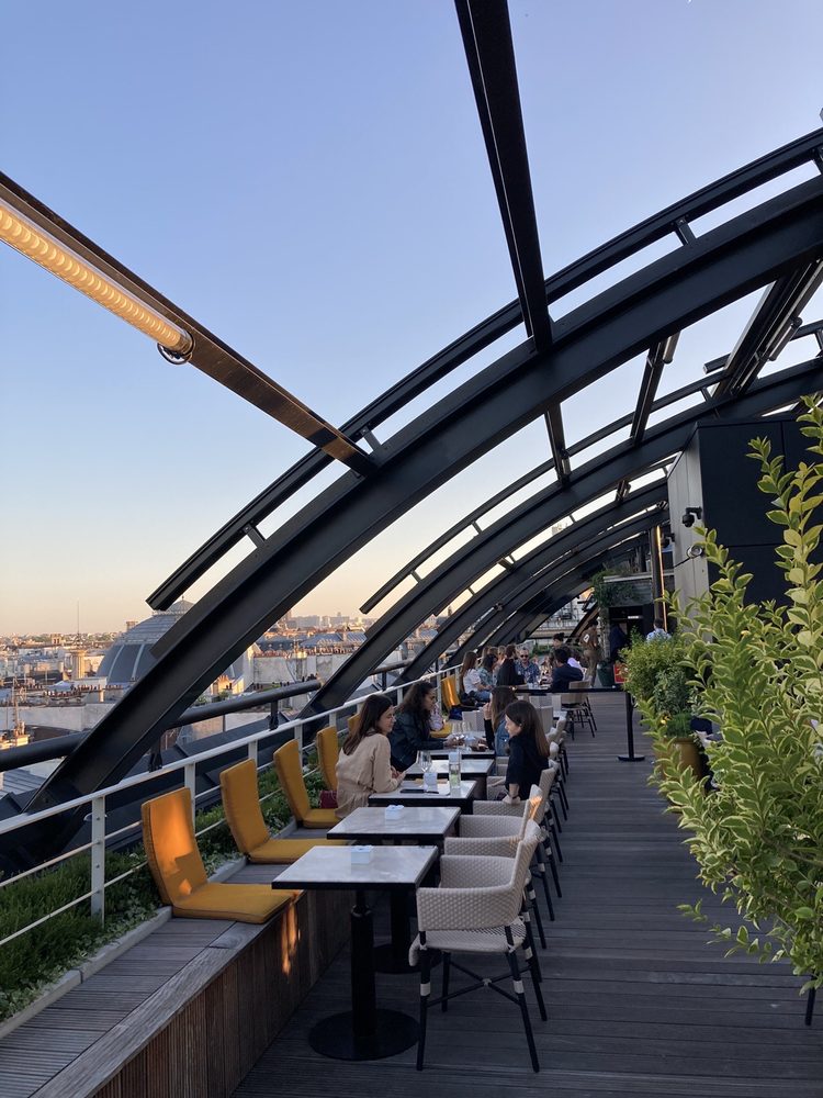 ROOF PARIS - Updated July 2024 - 11 Photos - 43 Rue Étienne Marcel ...