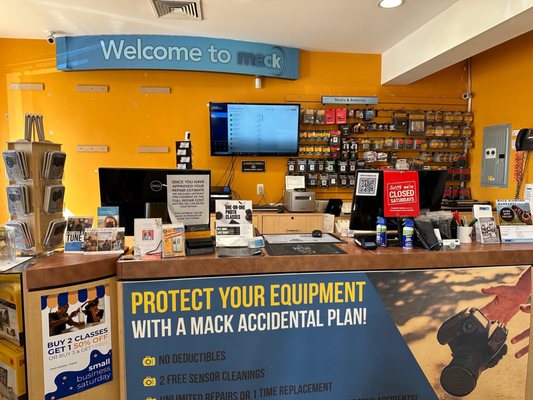 MACK RETAIL CAMERA & VIDEO SERVICE - Updated December 2025 - 11 Photos ...