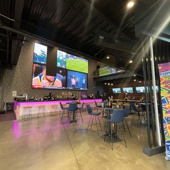 TOPGOLF - Updated February 2025 - 124 Photos & 77 Reviews - 777 Dedham ...