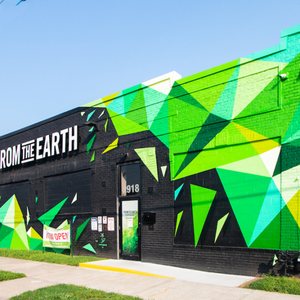 LOCAL CANNABIS COMPANY - Updated May 2025 - 1004 W 45th St, Kansas City ...