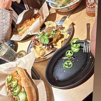 NOBI PUBLIC HOUSE - Updated August 2025 - 833 Photos & 1081 Reviews ...