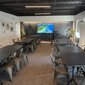 SWAMP CAT BREW - Updated October 2025 - 72 Photos & 27 Reviews - 1943 ...