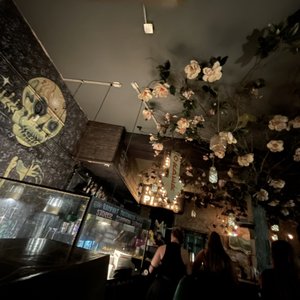 RAMPART TREEHOUSE - 121 Photos & 64 Reviews - 740 N Rampart St, New ...