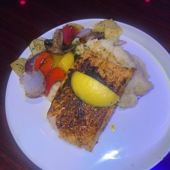 PIANO KEYS RESTAURANT & LOUNGE - Updated April 2025 - 149 Photos & 106 ...