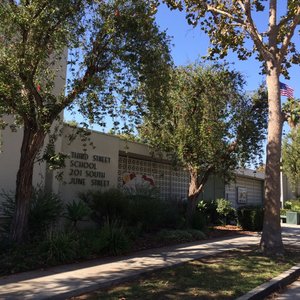 LOS ANGELES UNIFIED SCHOOL DISTRICT - Updated December 2025 - 10 Photos ...