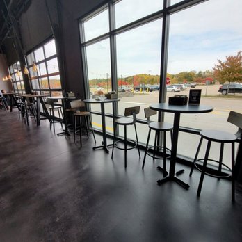 VIBRANT COFFEEHOUSE + KITCHEN - Updated November 2025 - 31 Photos & 18 ...