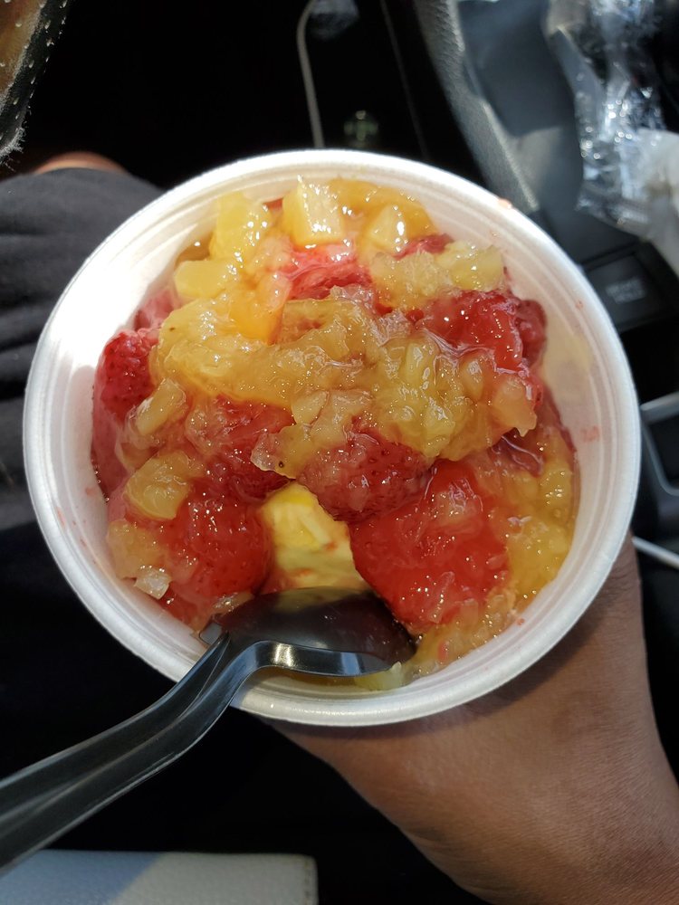 MOM’S HOMEMADE WATER ICE & ICE CREAM - 17 Photos & 29 Reviews - N Pine ...