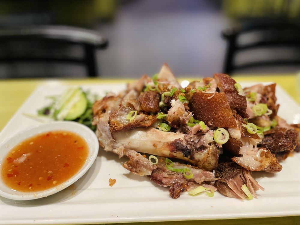 QUATRO ASIAN BISTRO - Updated December 2025 - 149 Photos & 84 Reviews ...