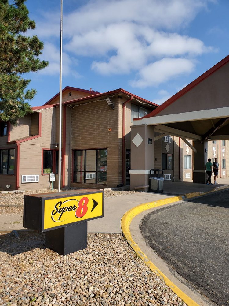 SUPER 8 BY WYNDHAM DENVER STAPLETON - Updated September 2025 - 78 ...